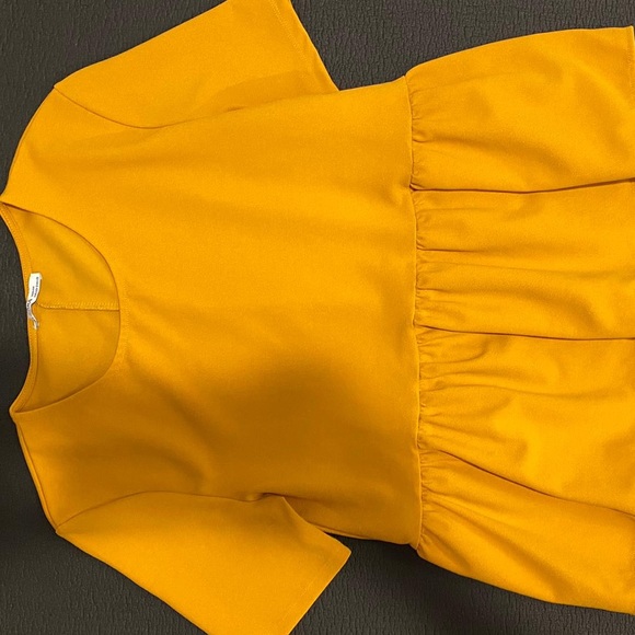 Zara | Tops | Zara Yellow Top | Poshmark